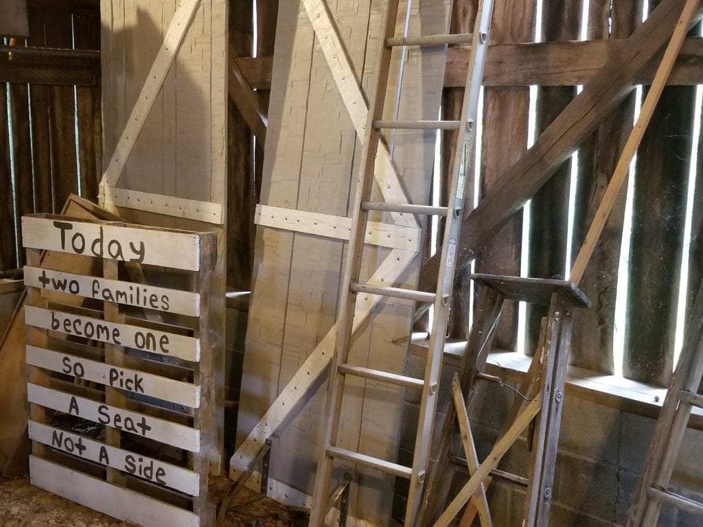 Treasure Barn: Curated Wedding Decor at Heartland Meadows